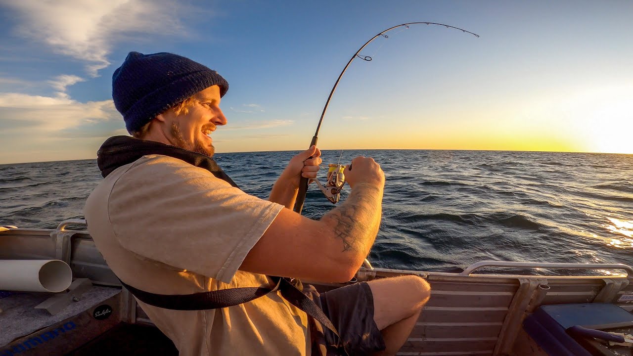 Inshore Snapper Fishing from a Dingy in Shallow water Western Australia ...