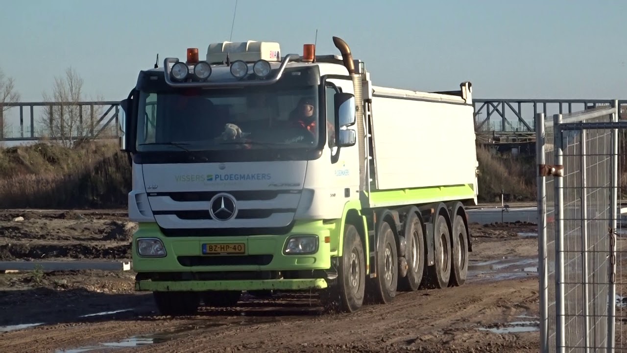TYPICAL MERCEDES BENZ ACTROS SOUND ! - YouTube