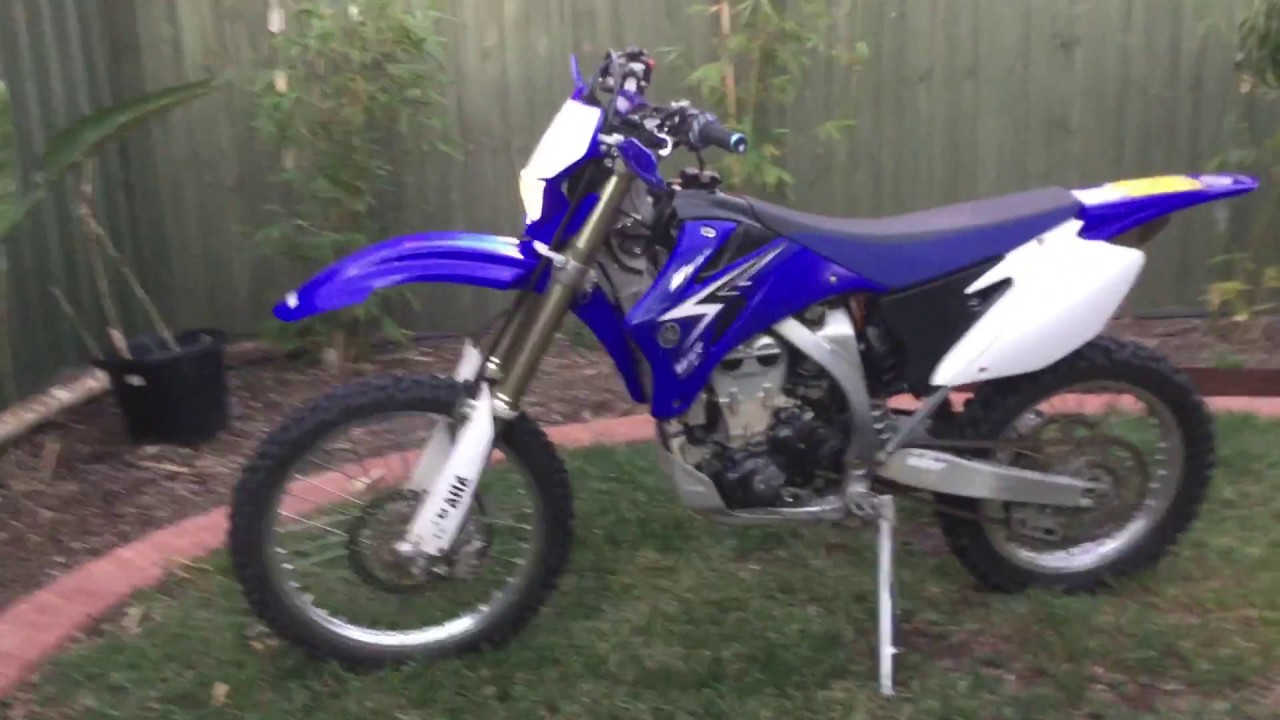 2008 WR450f Start up and walk around - YouTube