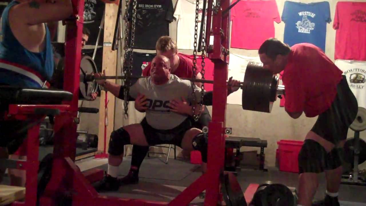 4/25/11 Brian Durham squat 705x5 just briefs at 259lbs - YouTube