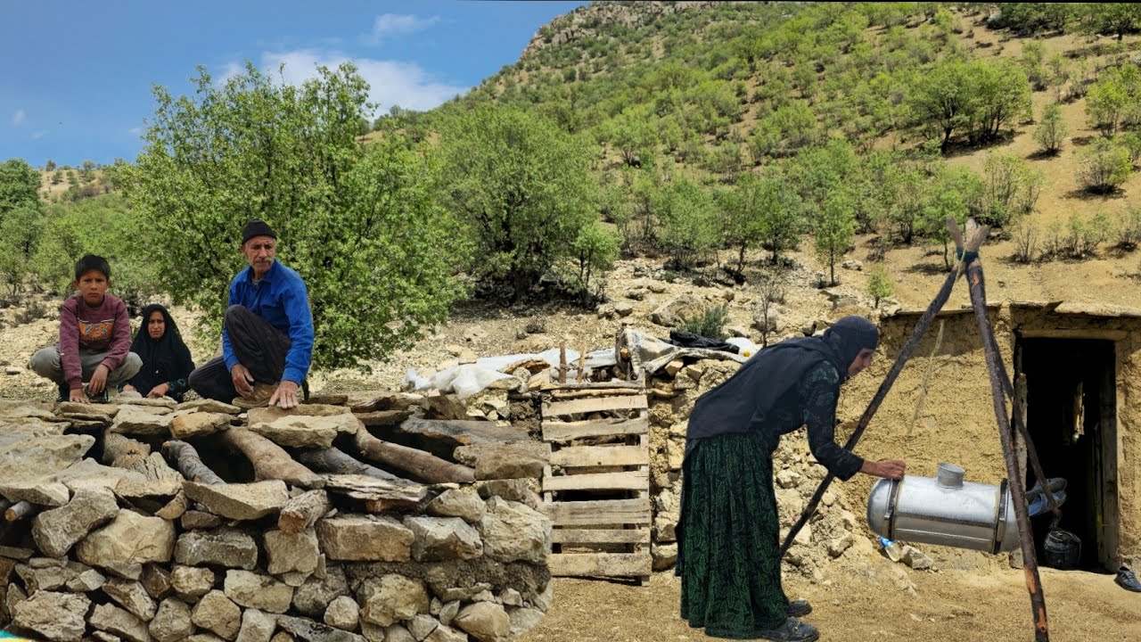 Nomadic life in a rainy spring nature: The daily challenge of nomads in ...