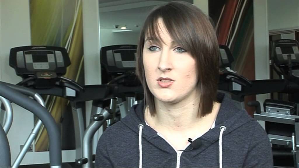 USN Body Makeover 2012 Finalist Laura McMillan - YouTube