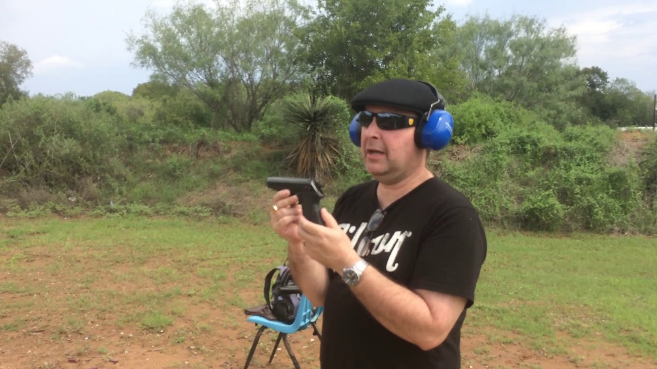 Polish P83 9mm Makarov - YouTube