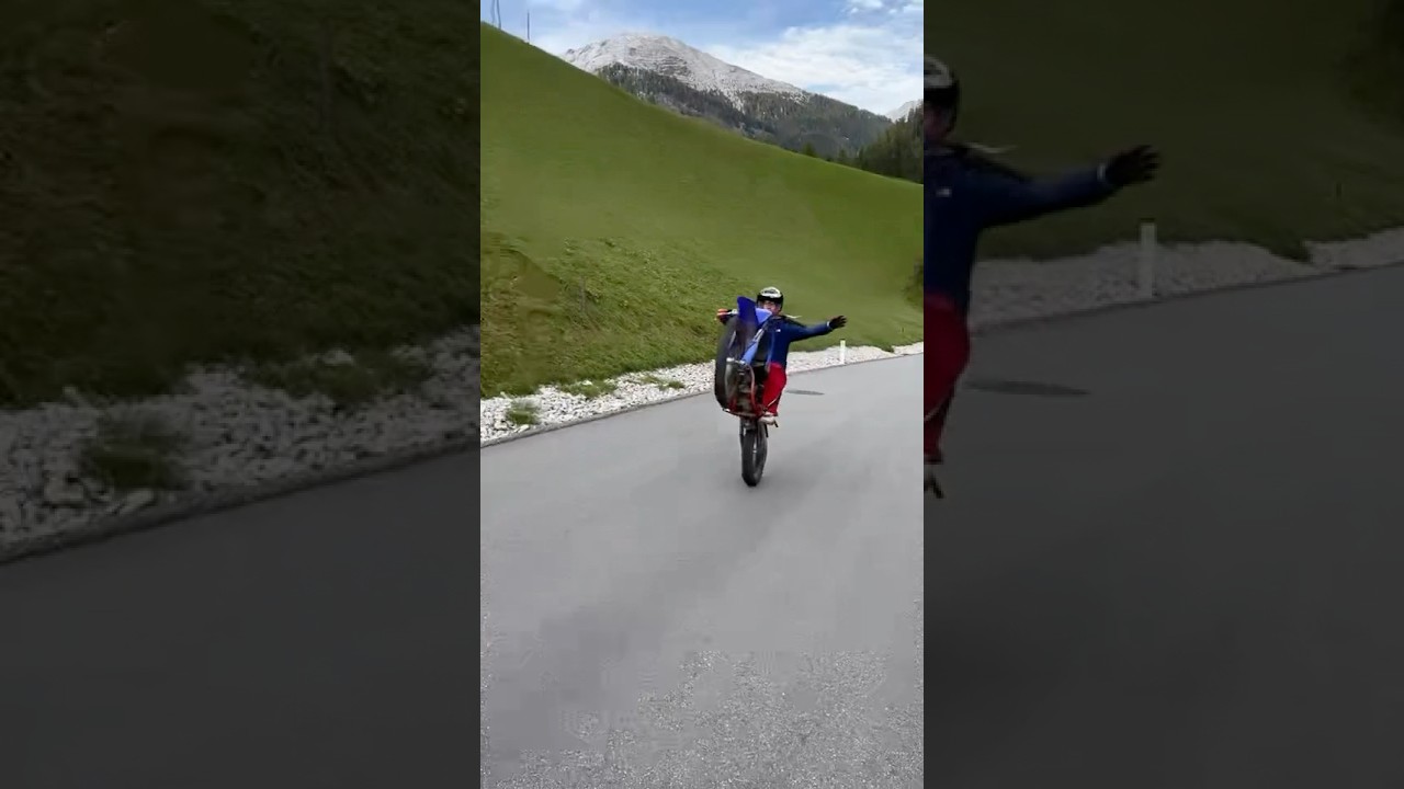 Dirtbike One-Hand Wheelie #wheelie #dirtbike - YouTube