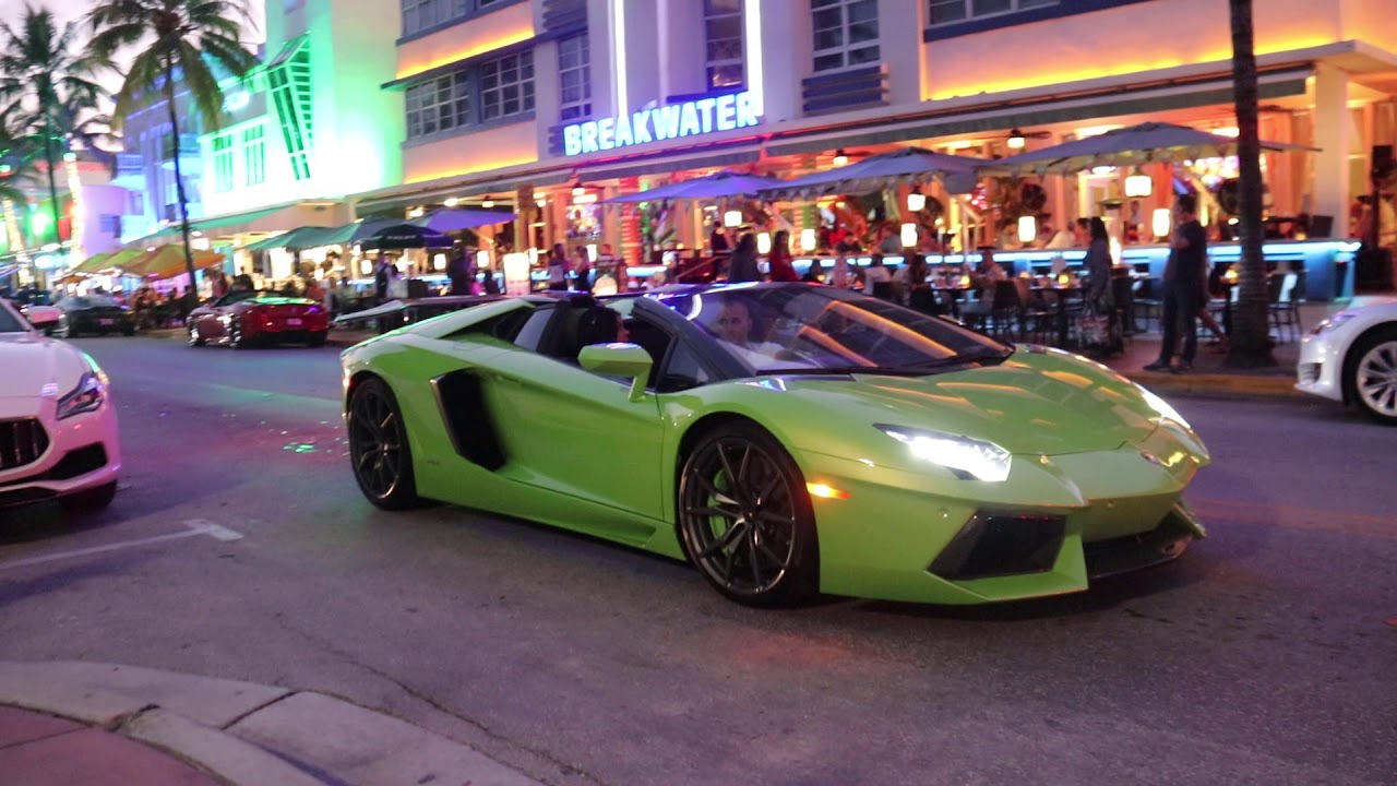 Lambo in South Beach - YouTube