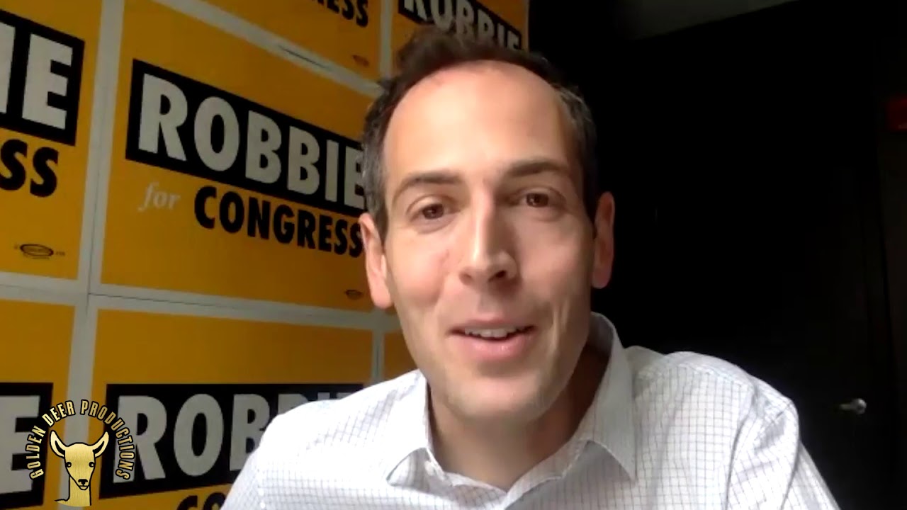 Coming Out as Gay with Robbie Goldstein - YouTube