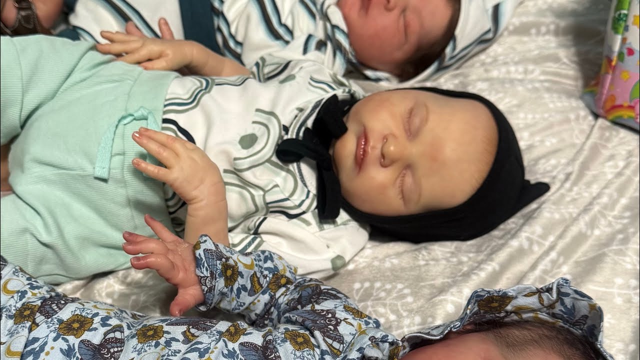 Changing 4 babies! Best Friends Club @RebornHuggles - YouTube