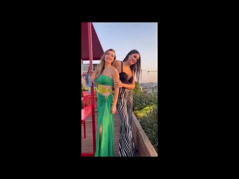Hande Erçel And Gamze Erçel Dancing On Turkish Songs Both Are So Cute And Good Dancer || Hande