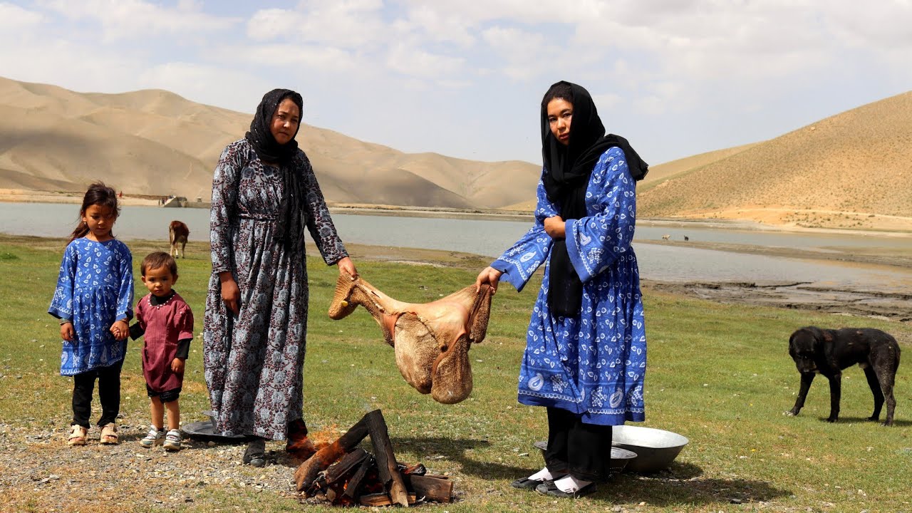 Everyday Survive in the Wilderness | Shepherd Family Living in Mountain ...