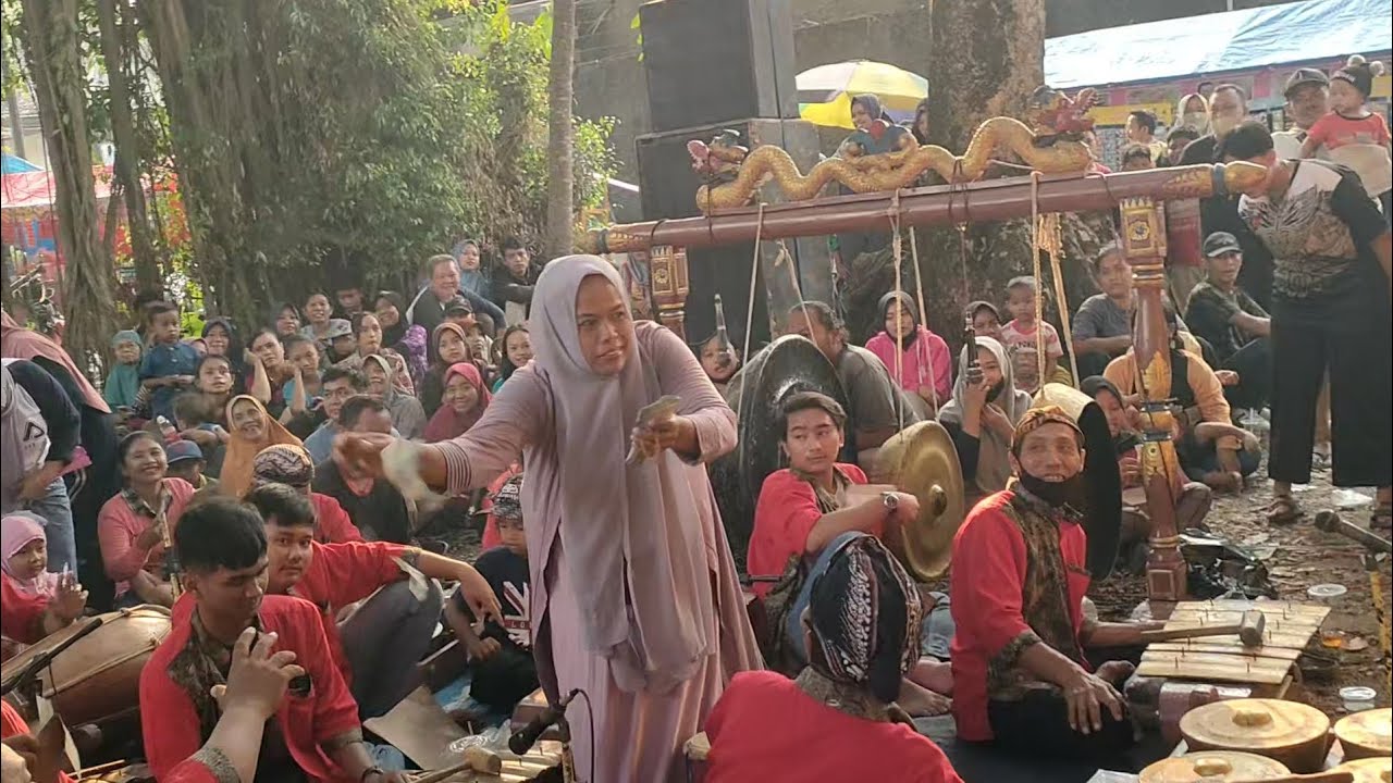 Mak Damis Bagi² Saweran‼️Geden-Gedenan - YouTube