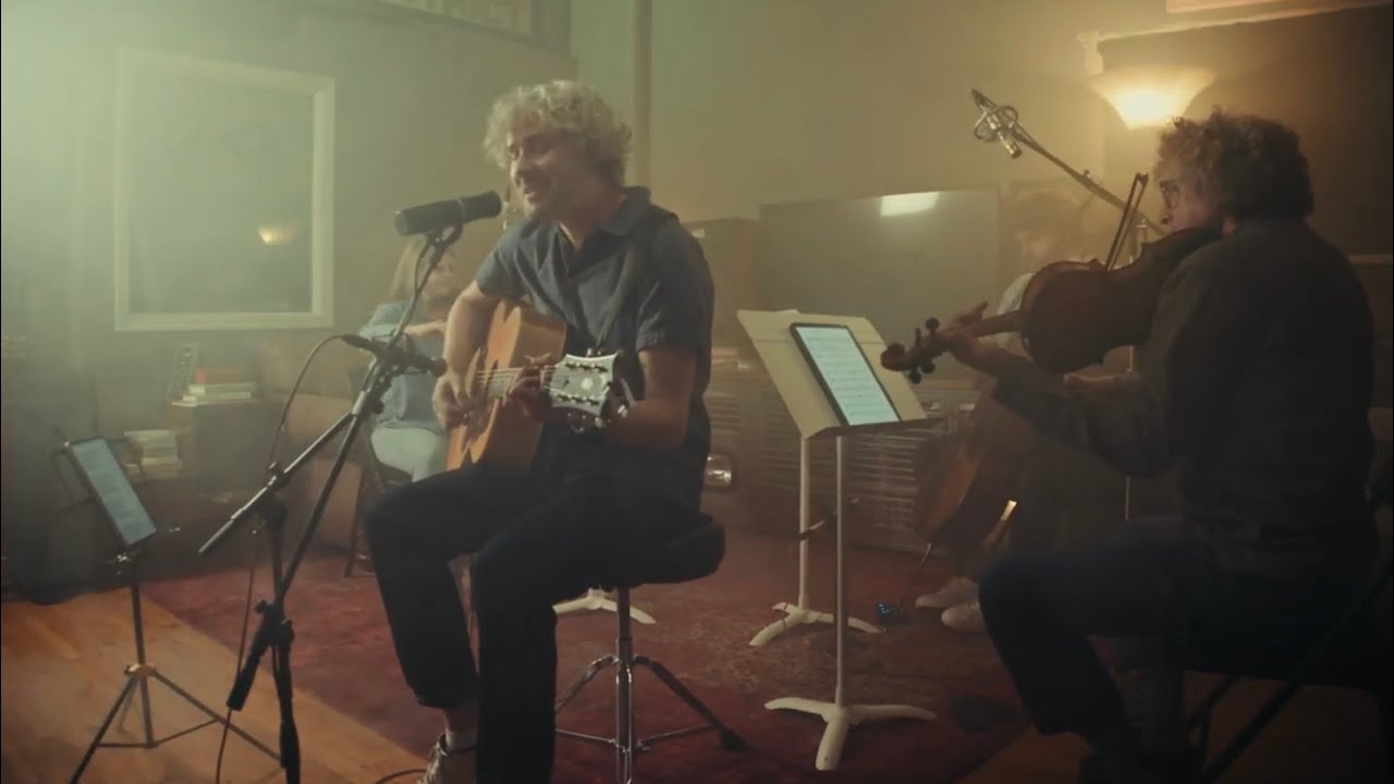 “Simple Twist of Fate” feat. Brendan Mayer - In One Take - YouTube