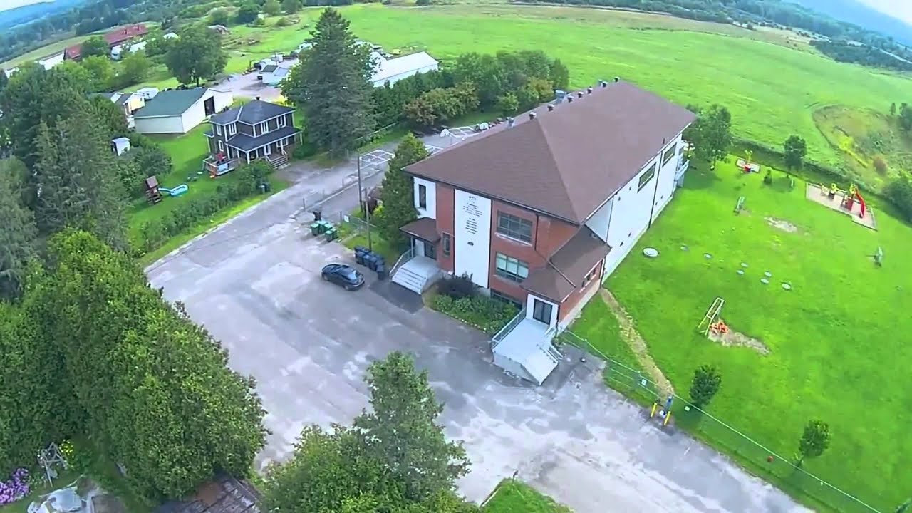 Arundel, Quebec aerial from DJI Phantom Vision - YouTube