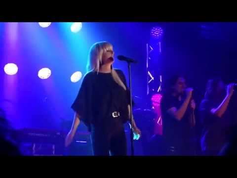 Jess Harwood (w/The Classic Rock Show) - Rhiannon - YouTube