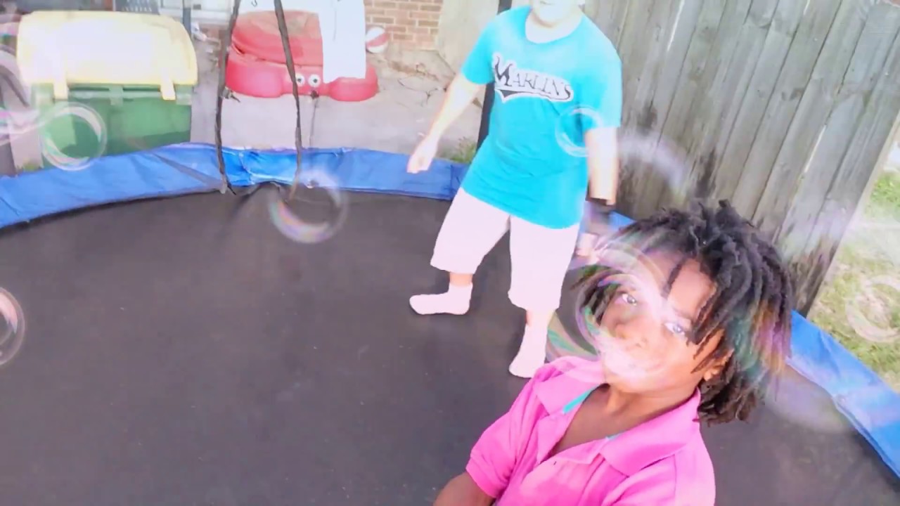 Tray and jaxson Morrison on trampoline - YouTube