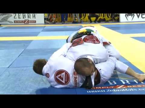 Bernardo Faria vs AJ Agazarm 2015 IBJJF Pan Ams Open Class - YouTube