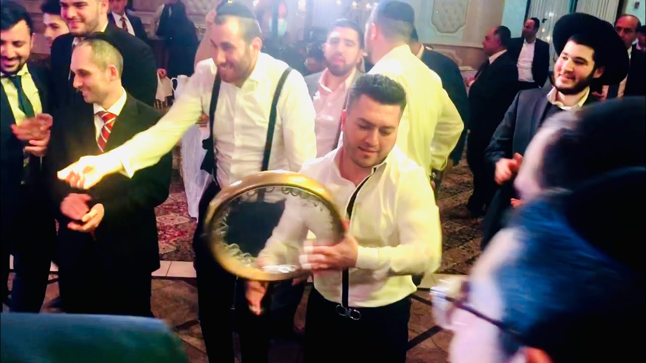 Roman Rubinov Doira Solo! Bukharian Jewish Wedding - YouTube