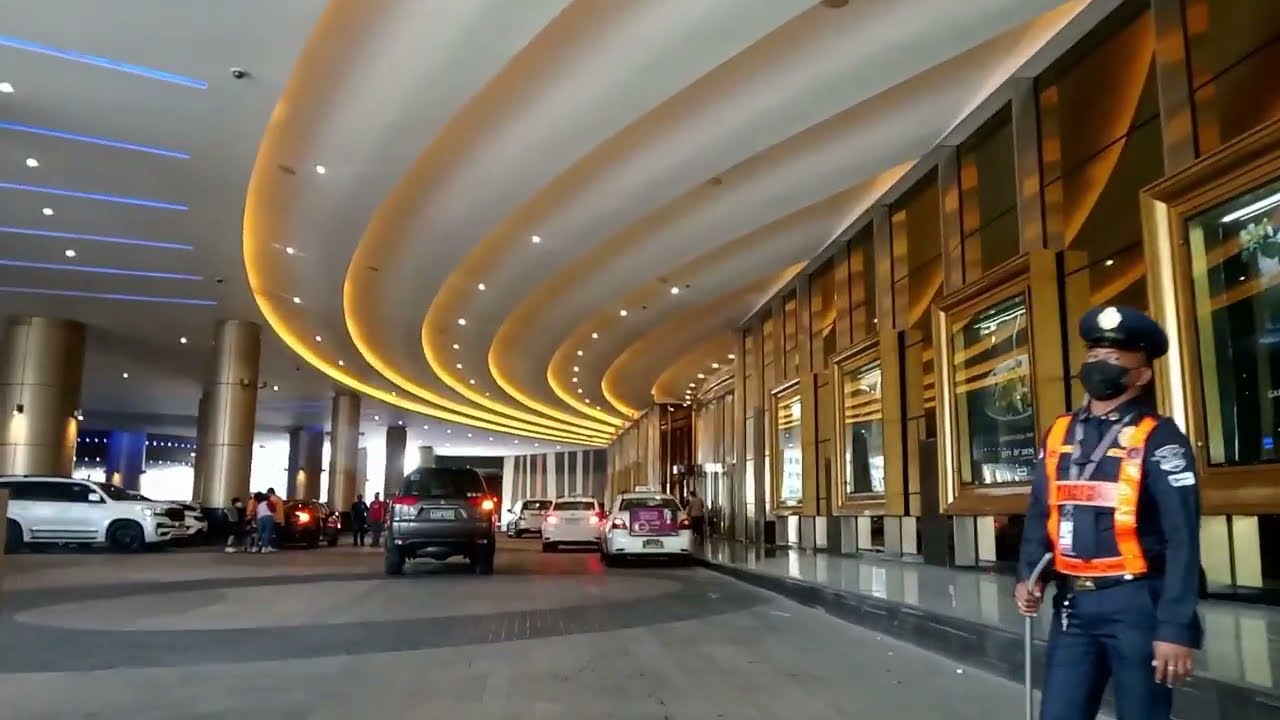 Drive Tour to SM Mall of Asia MOA from City of Dreams Manila - YouTube