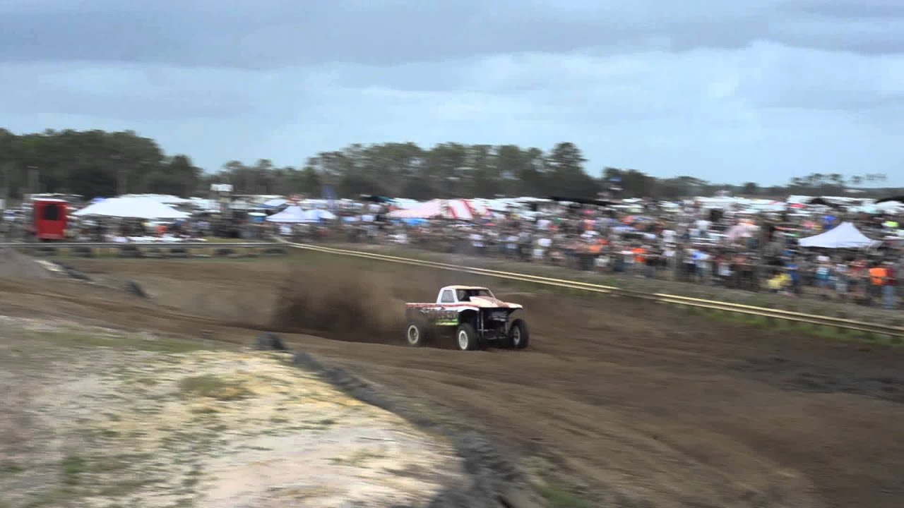 Hurricane Redneck Yacht Club Run 1 11/9/2013 - YouTube