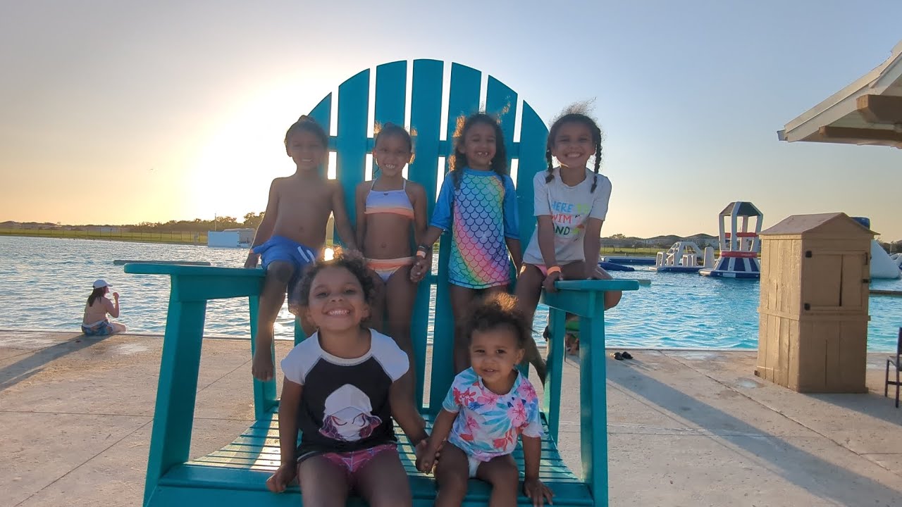 Giant Lagoon Pool Day Beach Party - YouTube