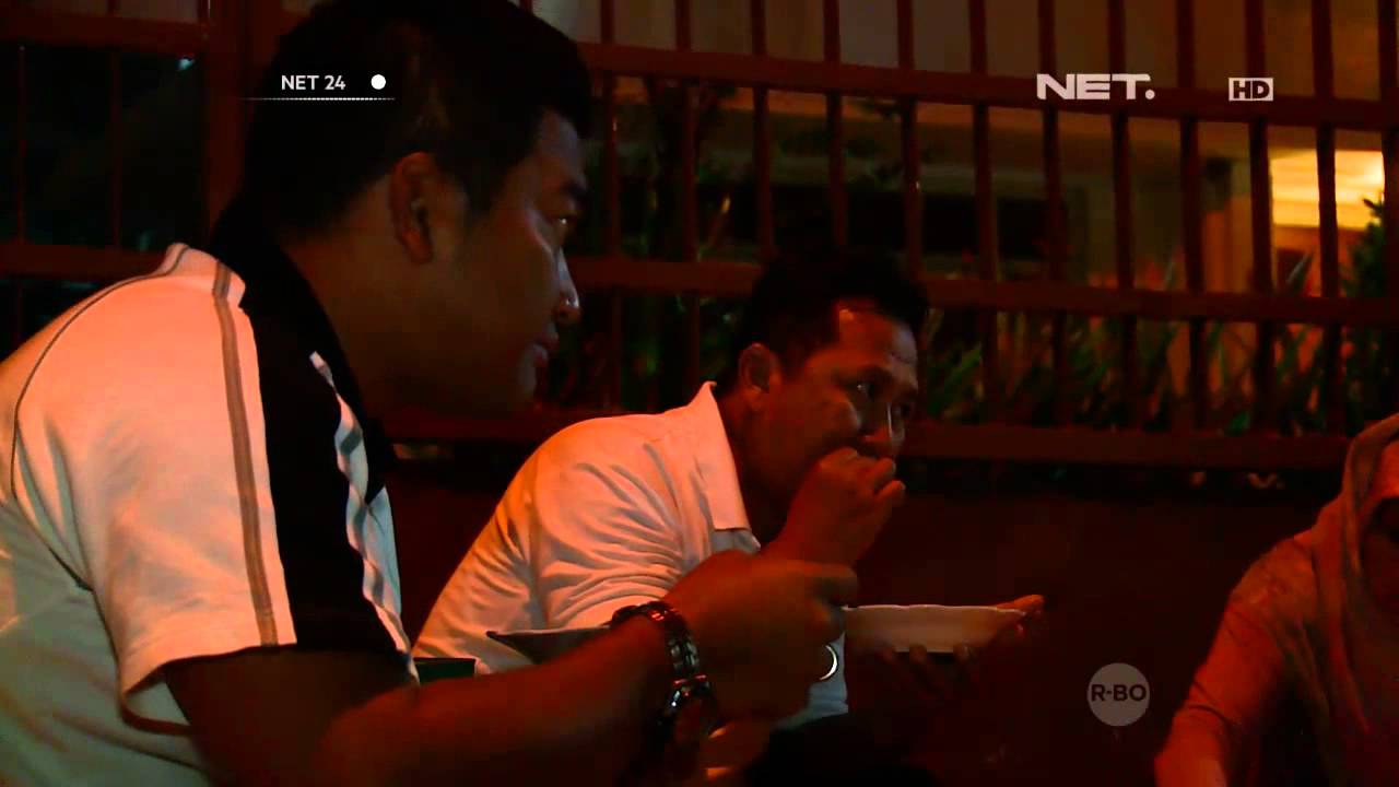 NET24 - Late Dinner Gudeg Ceker Bu Kasno di Solo - YouTube
