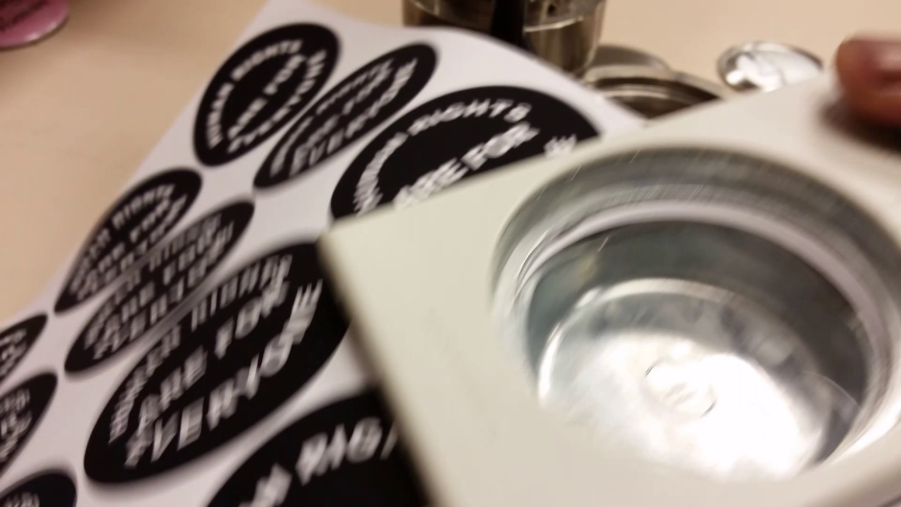 How to make Pin Backbuttons and what machine I use - YouTube