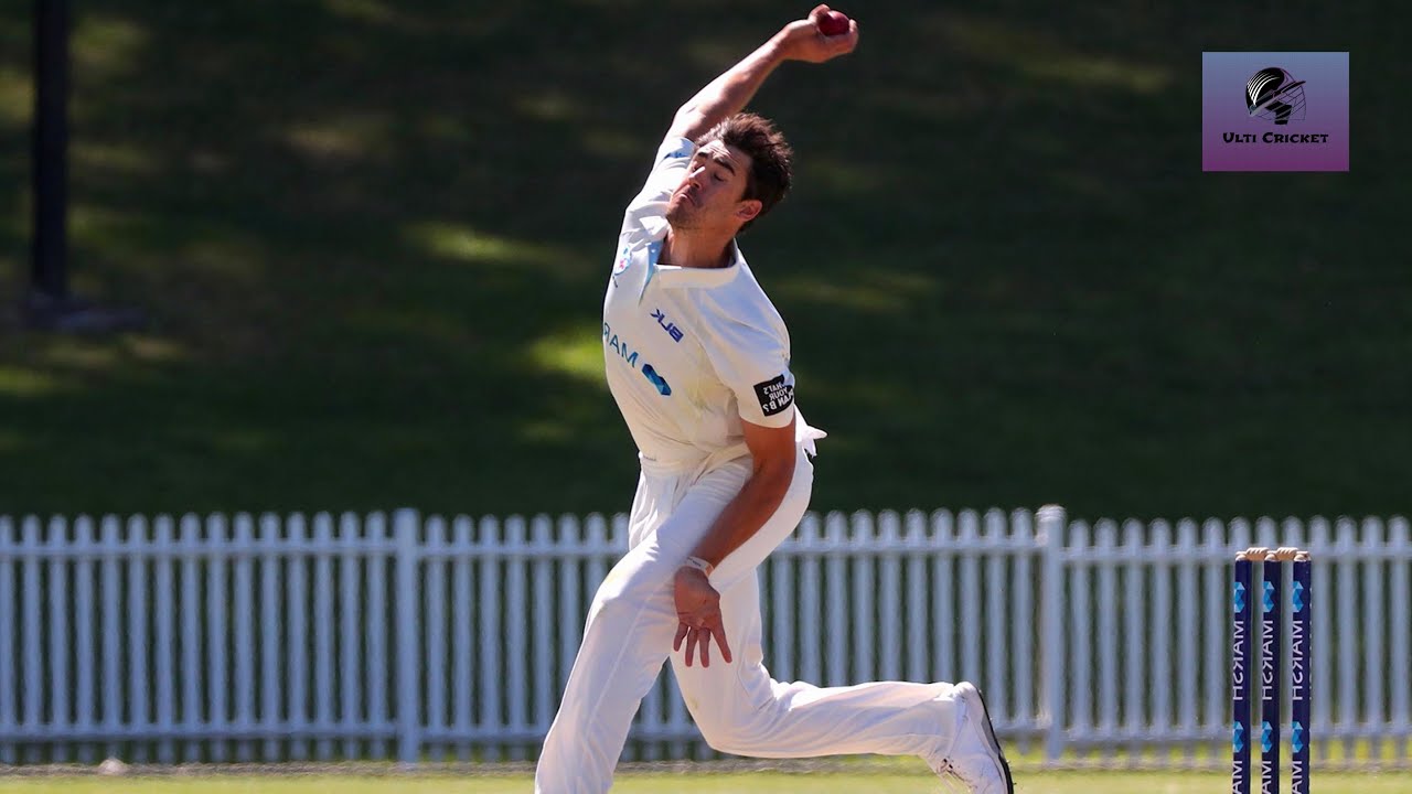 Mitchell Starc bowling with right hand | Mitchell Starc bowling yorkers ...