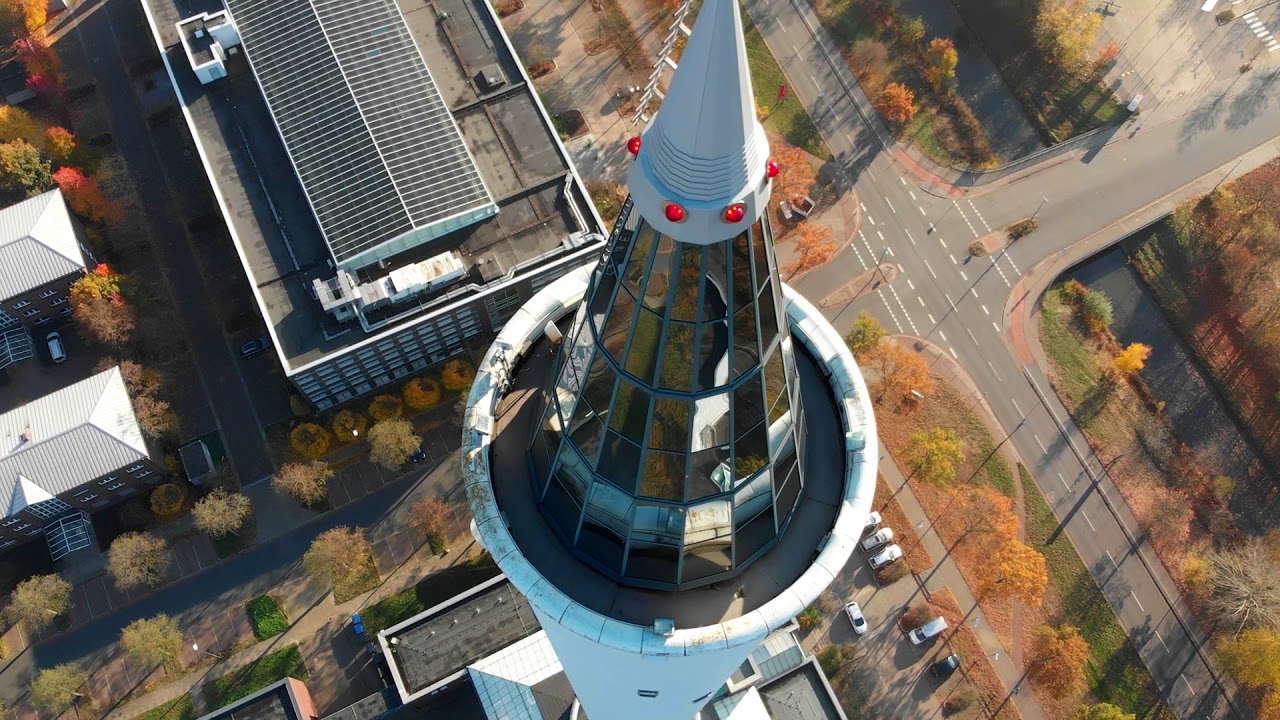Bremer Fallturm / ZARM / Uni Bremen (epic drone footage / Drohne) - YouTube