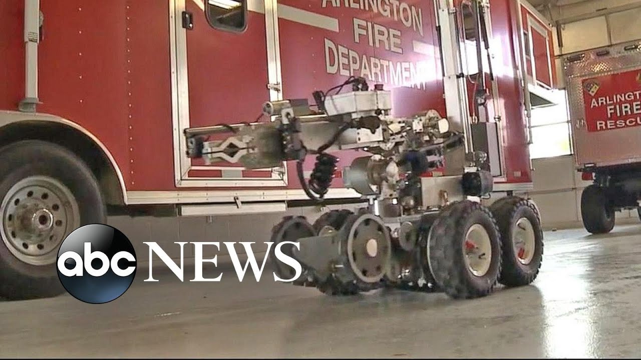Dallas Police Used Robot to Take Sniper Out - YouTube