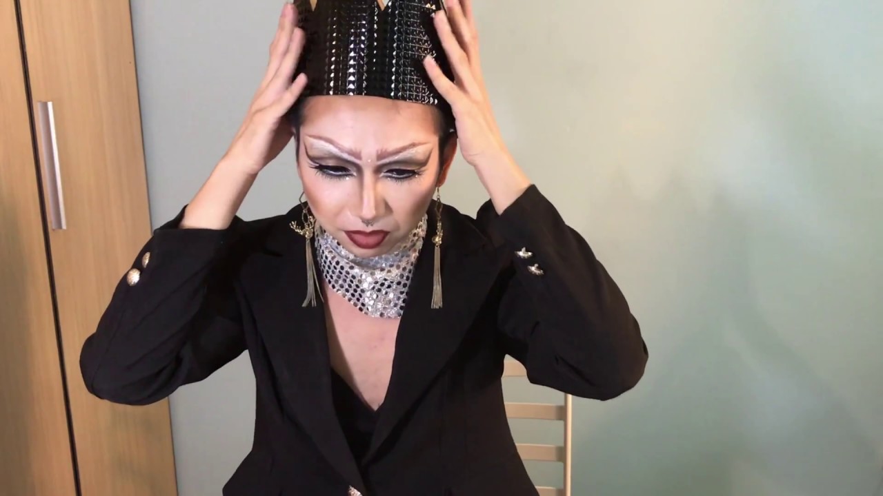 Makeup Tutorial : Drag Queen Makeup Transformation - YouTube