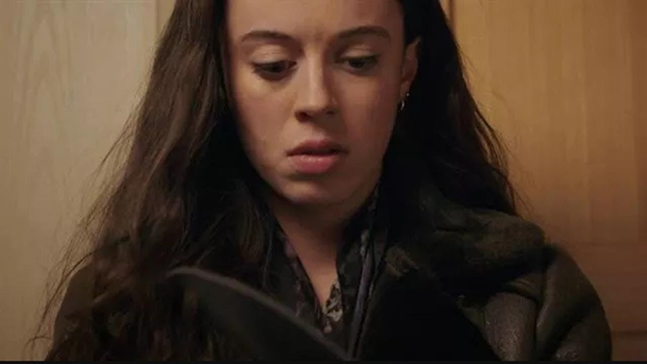 Demain nous appartient (spoiler) : Sara fait une découverte déroutante ...