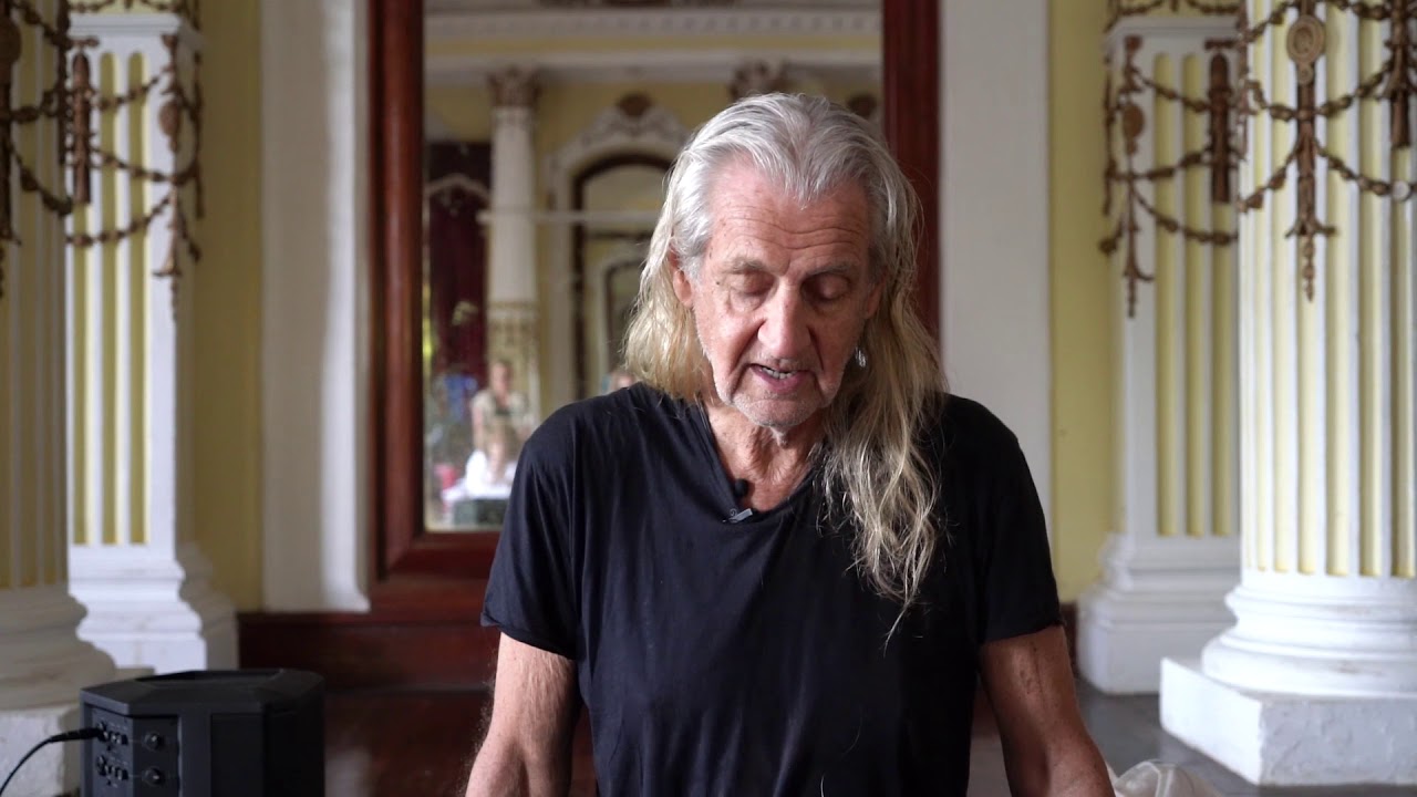 Chanting the Yoga Sutras with Mark Whitwell - YouTube