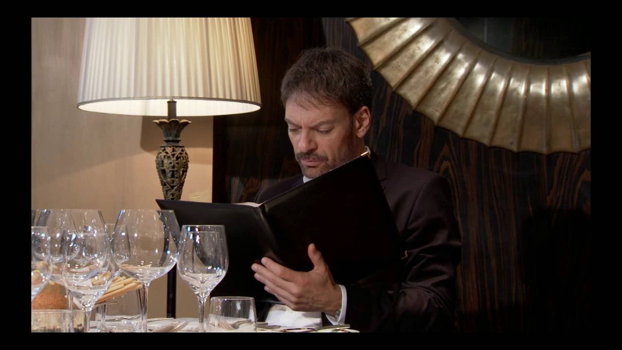 Centovetrine, intervista a Michele D'Anca (Sebastian Castelli) # ...