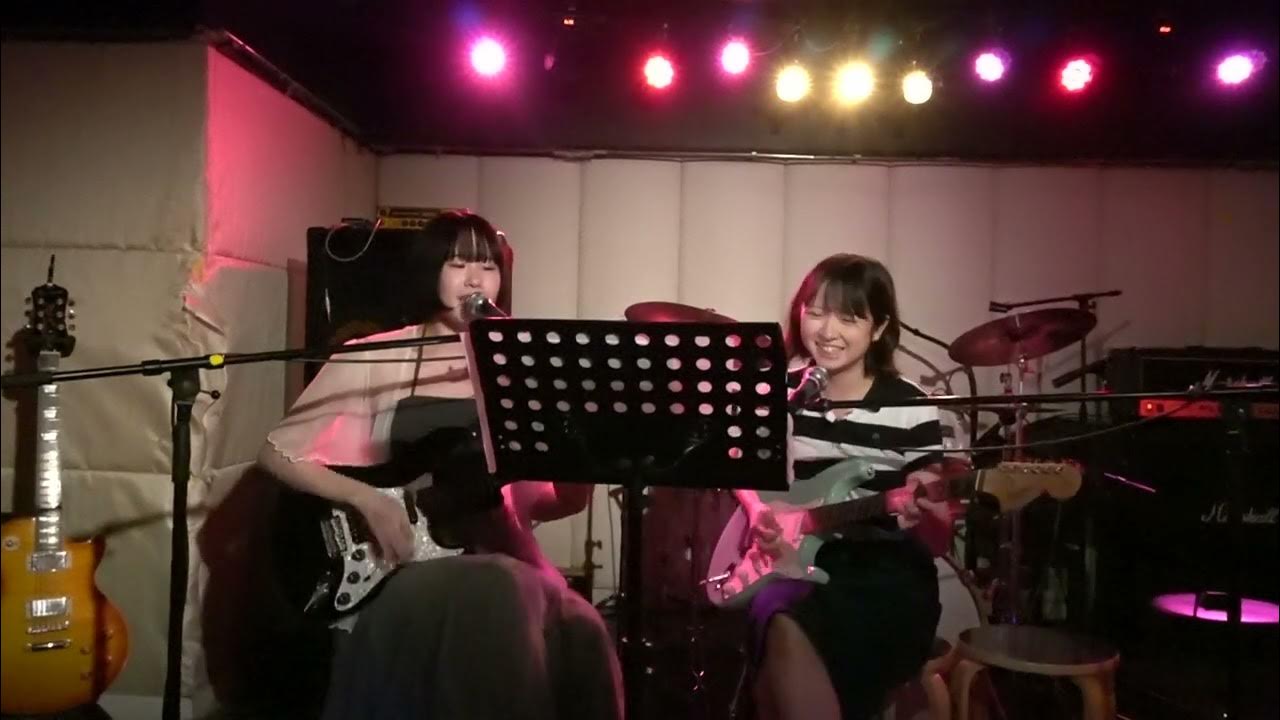 twin kiss chAngE／miwa - YouTube