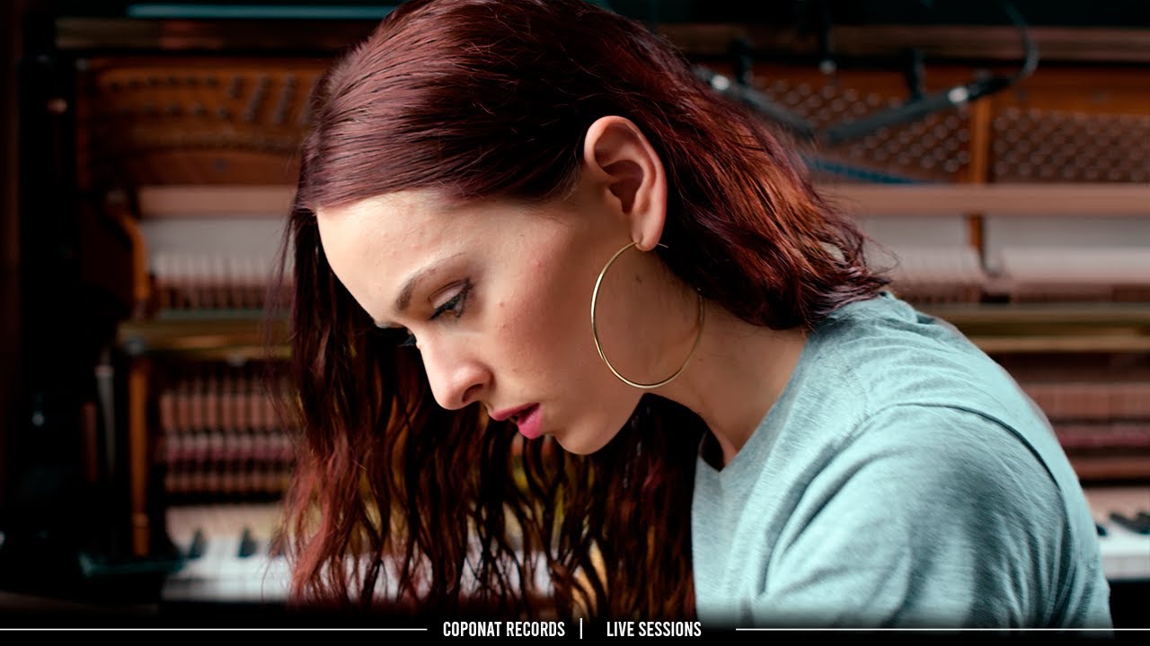 Sarah Coponat - Alienation (Live from the Studio) - YouTube Music