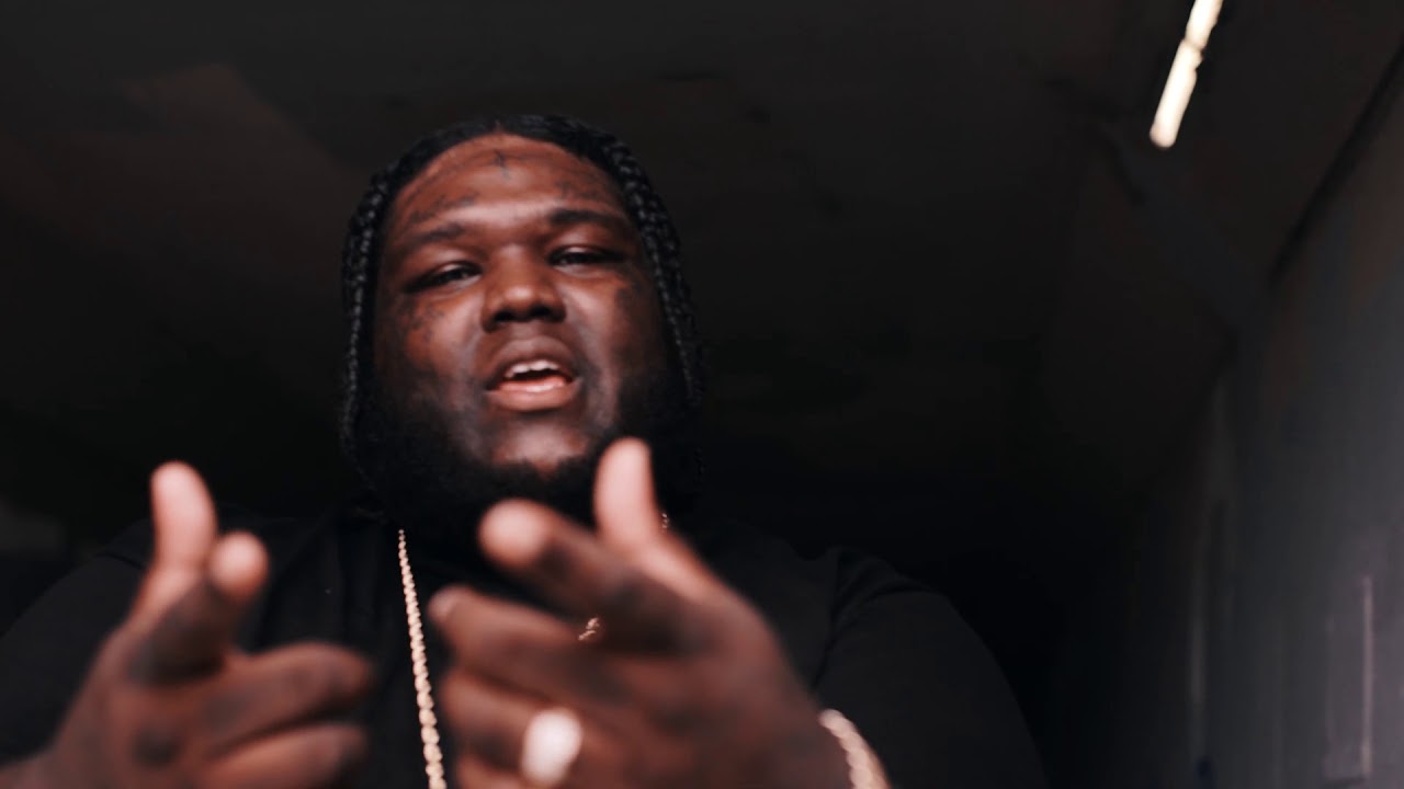 Pacman Da Gunman - Fuc You Niggaz (Official Music Video) - YouTube