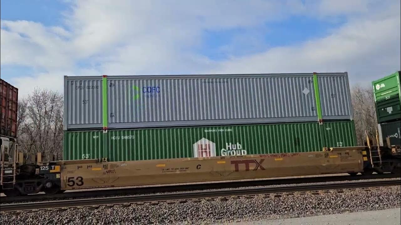 12-20-24 Southbound Union Pacific intermodal train departing Dexter Missouri - YouTube