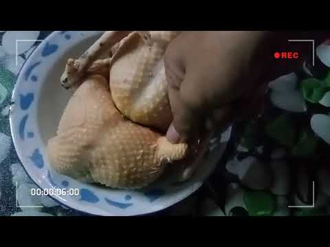 Viral bebek mengeluarkan air susu