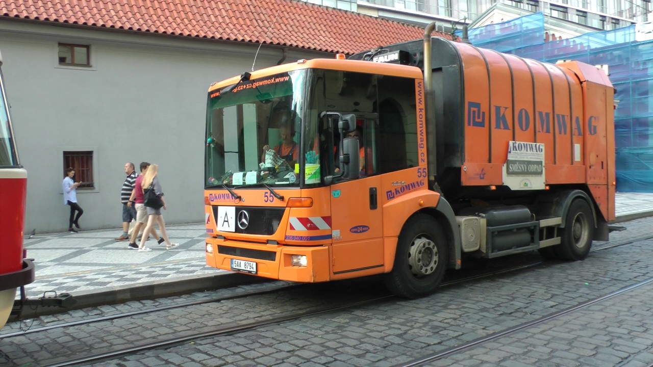 Mercedes Czech garbage trruck, Prague, Czech Republic - YouTube