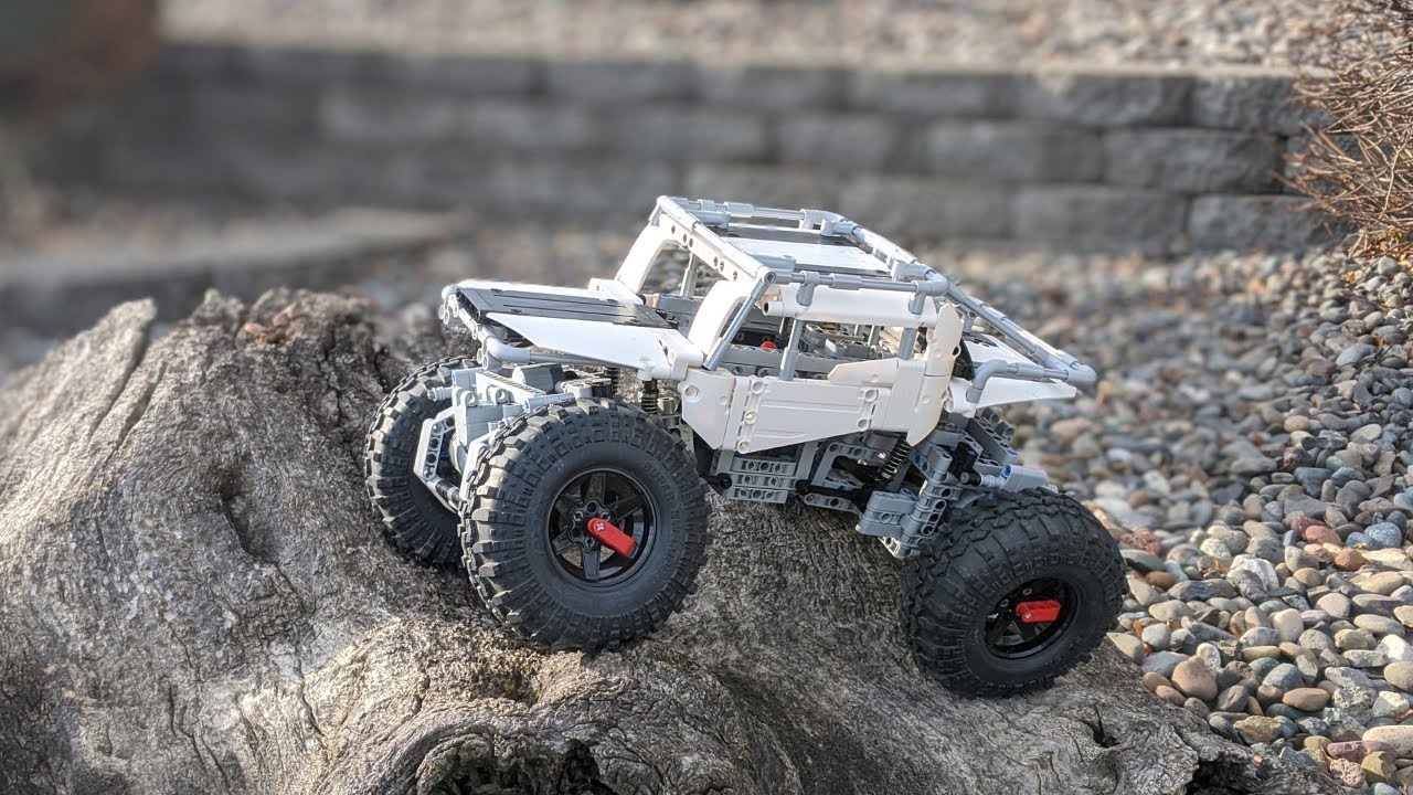 Lego Technic Rock Crawler: Avalanche - YouTube