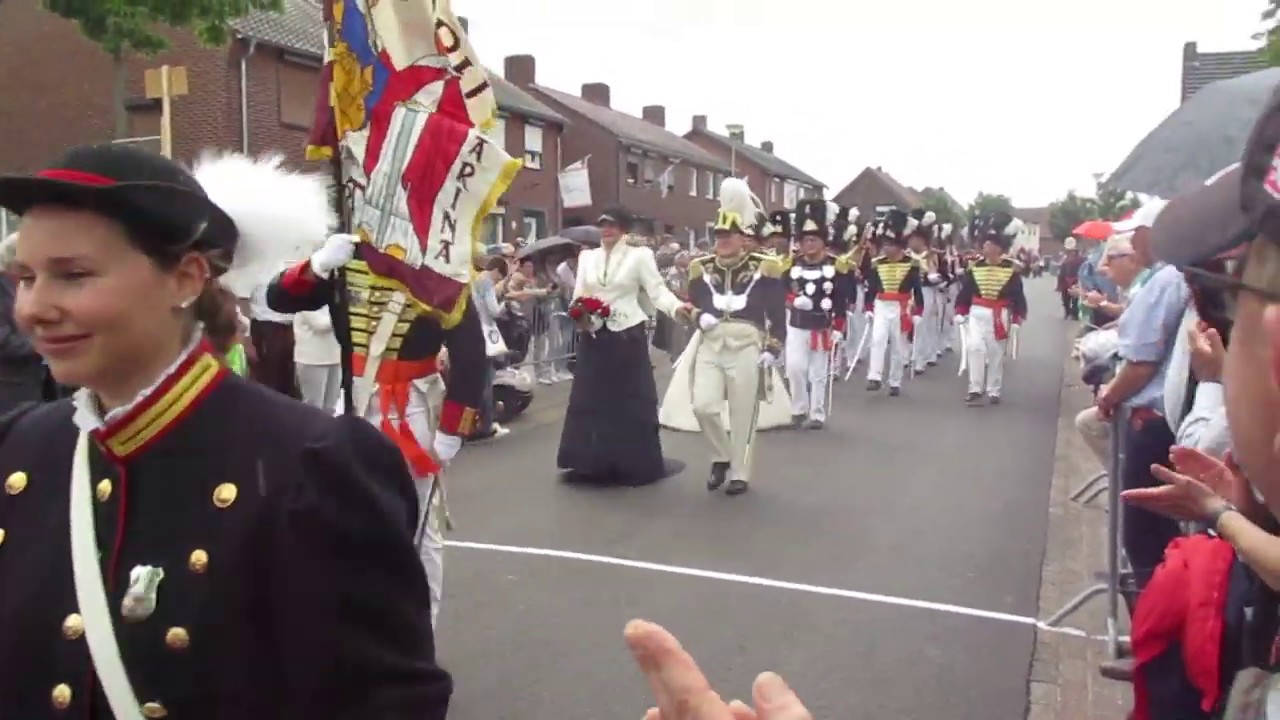 Schuttersfeest Hingen 2019 - Defilé St. Urbanus Montfort - YouTube