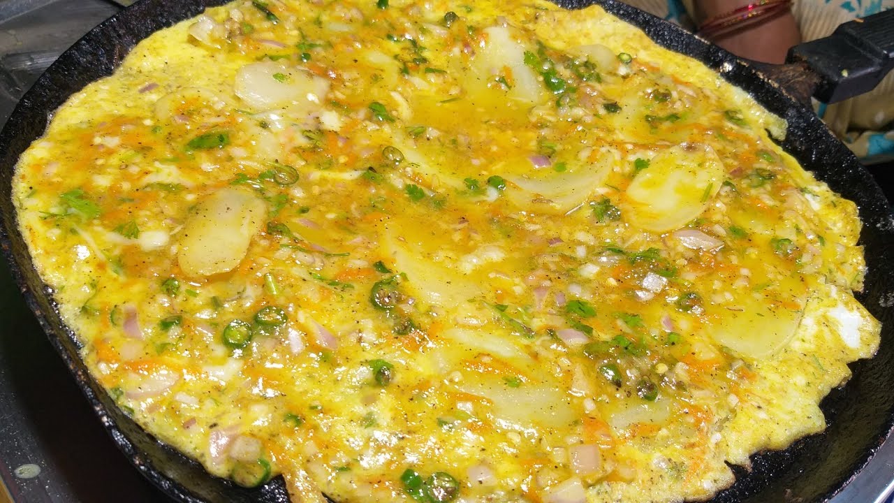 ಆಲೊಗಡೆ ಮೊಟ್ಟೆಯಿಂದ ಮಾಡಿದ ದೋಸೆaloo egg hamlet recipe - YouTube