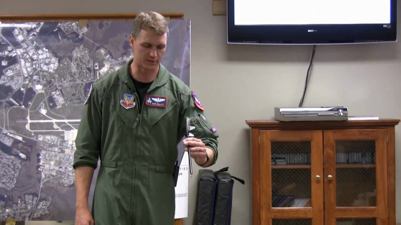 "A Day In The Nest": Behind the Scenes with the 2010 F-22 Raptor ...