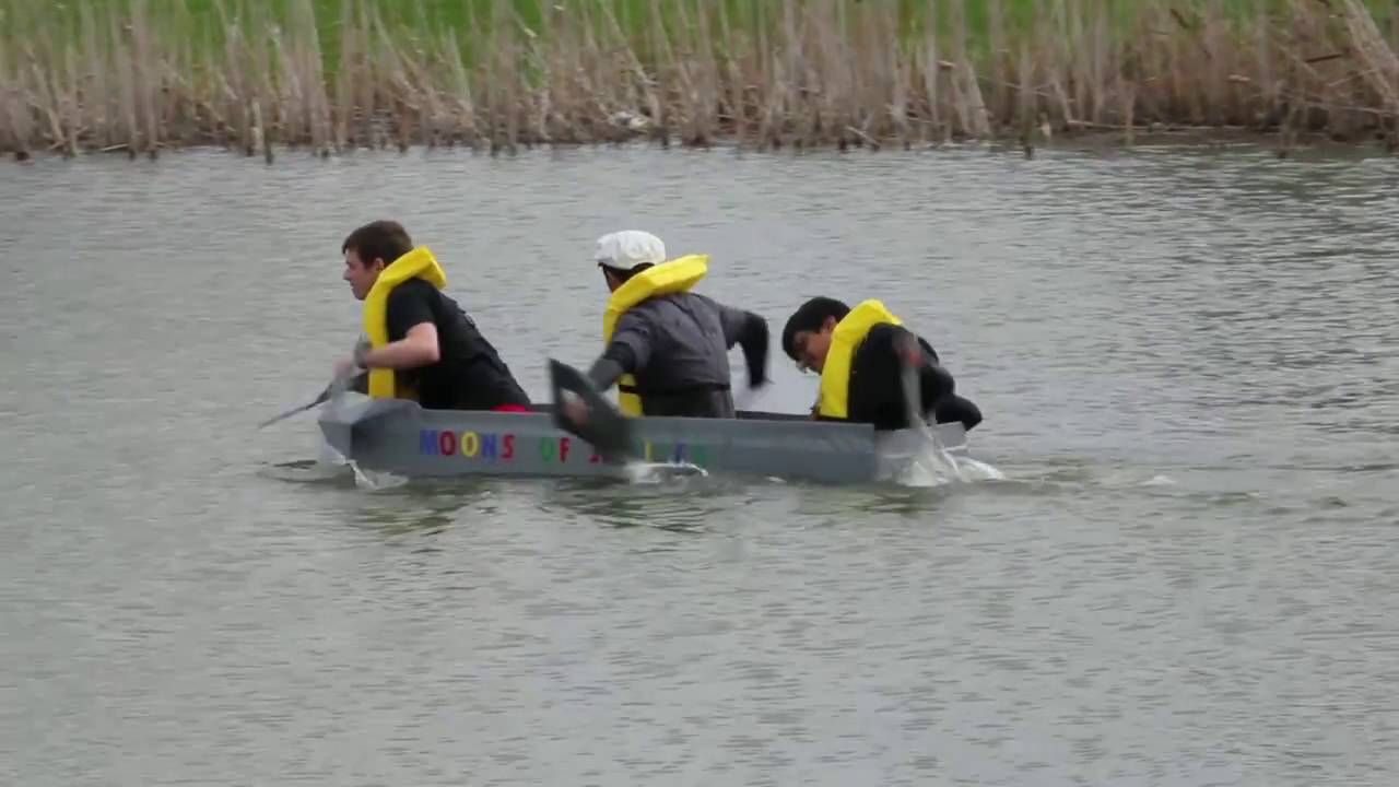 The Physics Boat at the 2016 CMU Cardboard Boat Race - YouTube