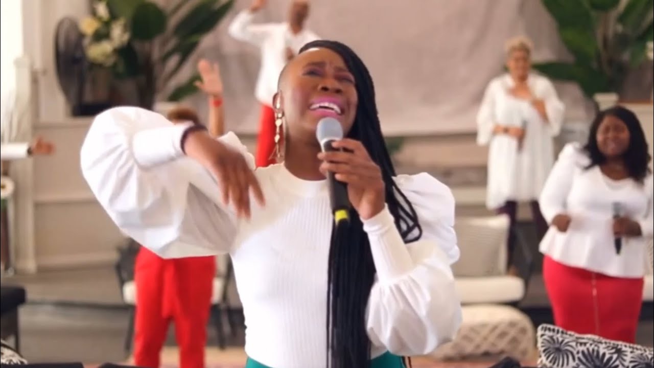 Tiffany Boone - Let Praises Rise - YouTube