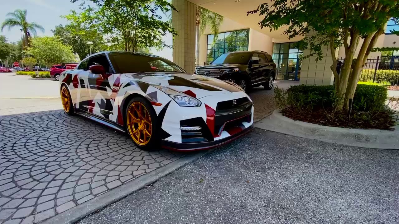 Nissan GTR with our 20" Rohana RFX5 Gold Concave Wheels - YouTube