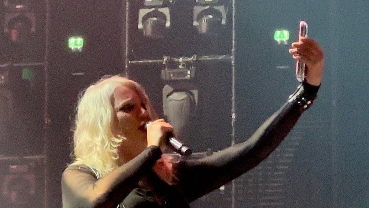 Jefferson Starship - White Rabbit- Live at Ziggo Dome Amsterdam 29-10 ...