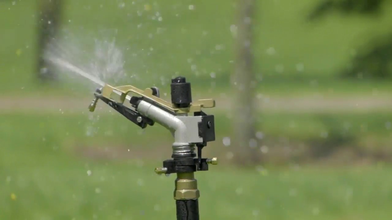 Strongway Tripod Sprinkler with Round Base - 1in. Head with 3 Nozzles ...