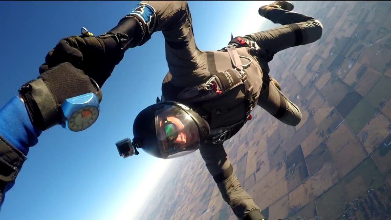 Edmonton Skydive in October - YouTube
