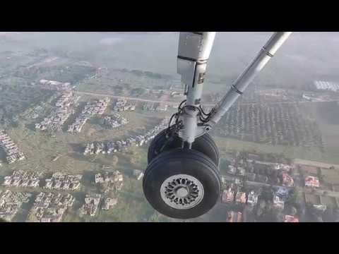 Bombardier Q400 landing gear impact at Bangalore - YouTube