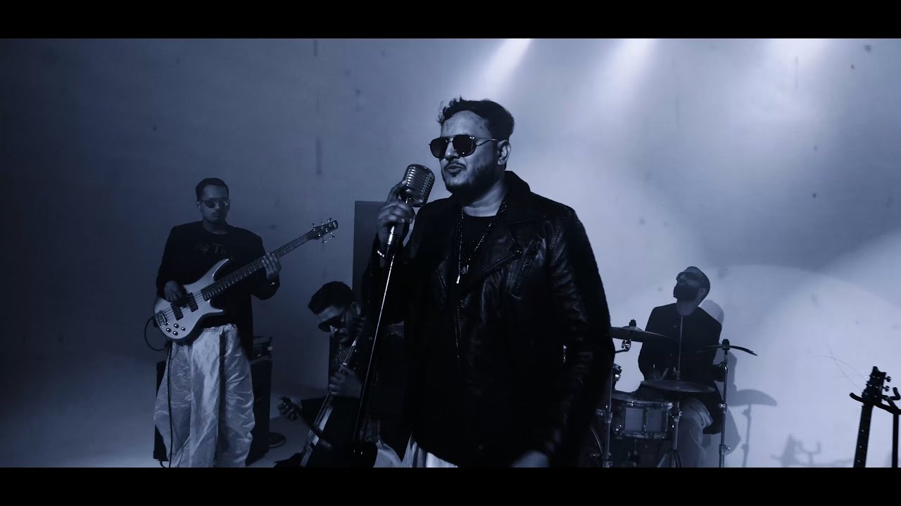 The ChaiRum Blend || Tu hi tu || Maula || Chal Chalen ll live - YouTube